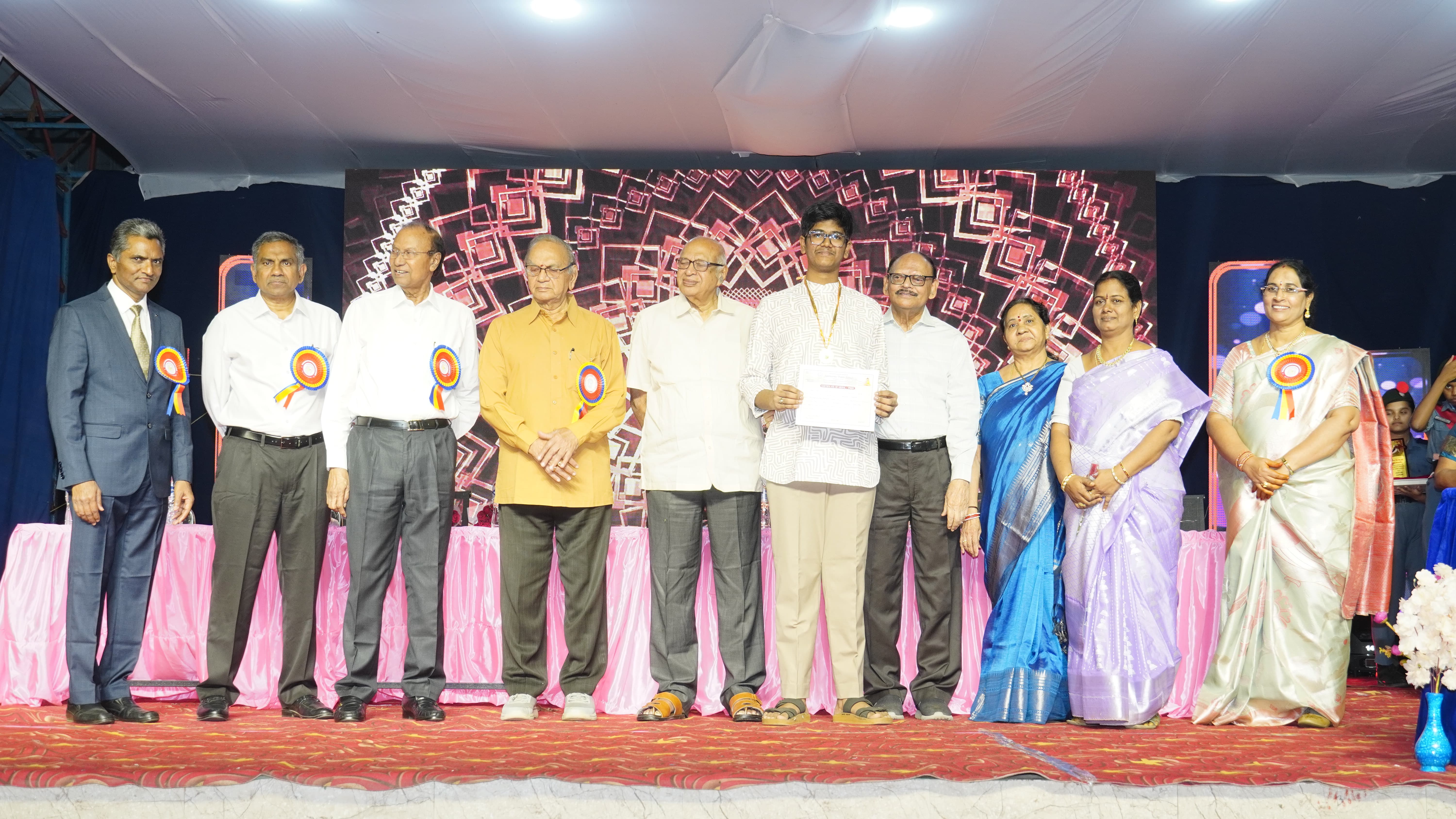Veeramachaneni Paddayya Siddhartha Public School-Vijayawada